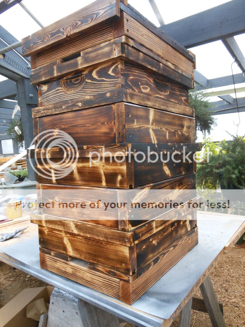 Insulated hives, particularly horizontal hives | Beesource Beekeeping Forums